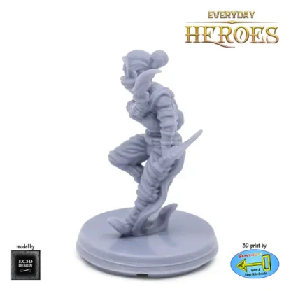 Female Human Rogue (Everyday Heroes 3D print, resin) | Simtasia